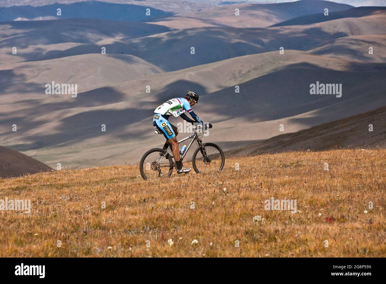 Mongolia Bike Challenge, from Murui River to Tamch River, Mongolia, Central Asia, Asia Stock ...
