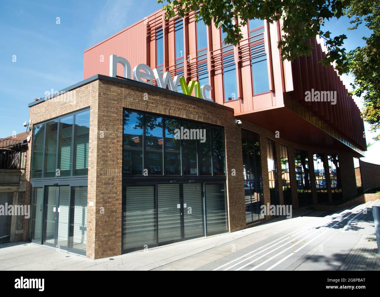 New Vic College, Newham, East London Stock Photo - Alamy