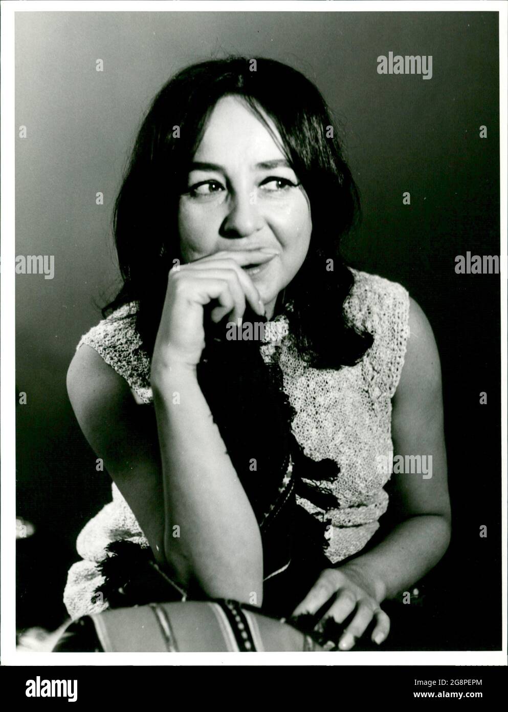 Porträt von der Sängerin Belina Stock Photo - Alamy