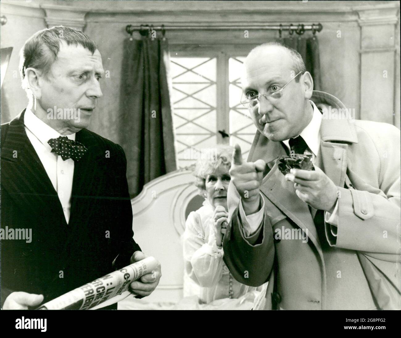 Szenenfoto aus der Folge "Blinder Hass" der Krimiserie "Dem Täter auf ...