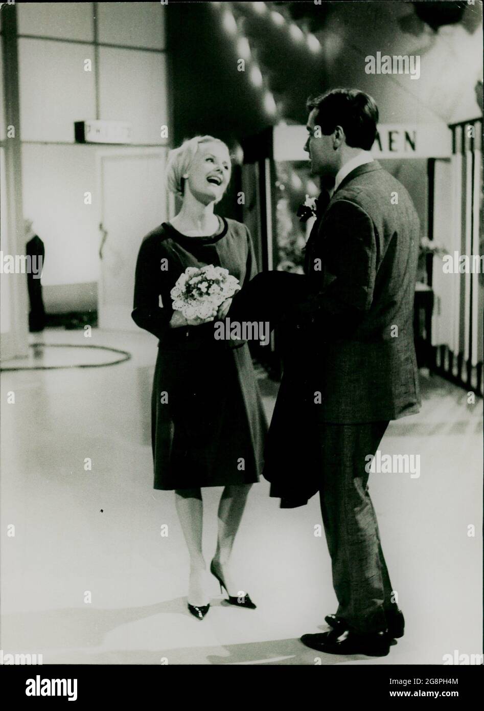 Inge Brück und Peter Fritsch präsentieren "Rund ist die Welt, bunt ist ...