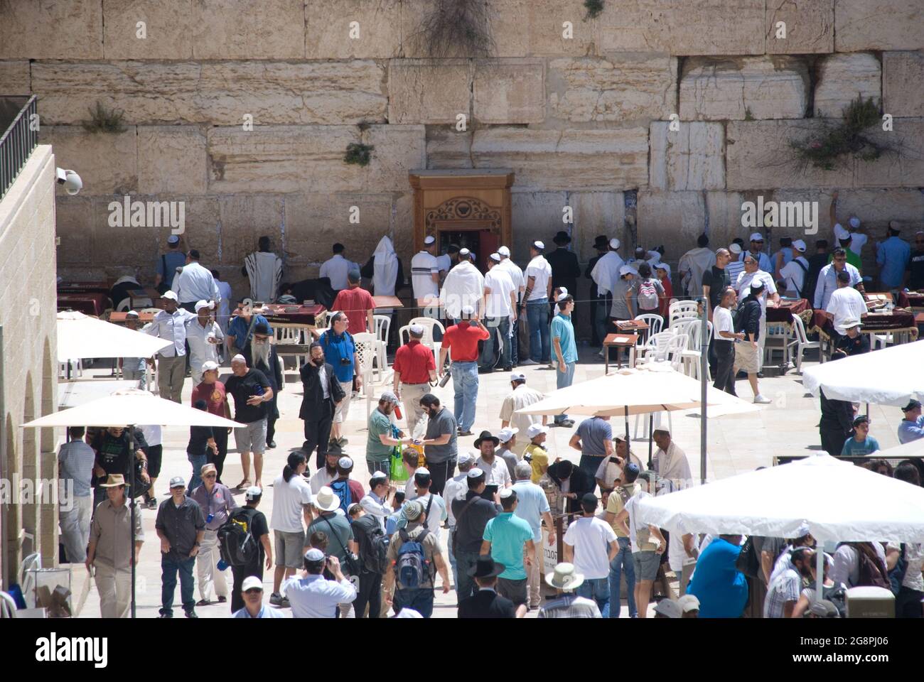 JERUSALEM, ISRAEL - May 07, 2012: Crowded place at Jerusalem's wailing ...