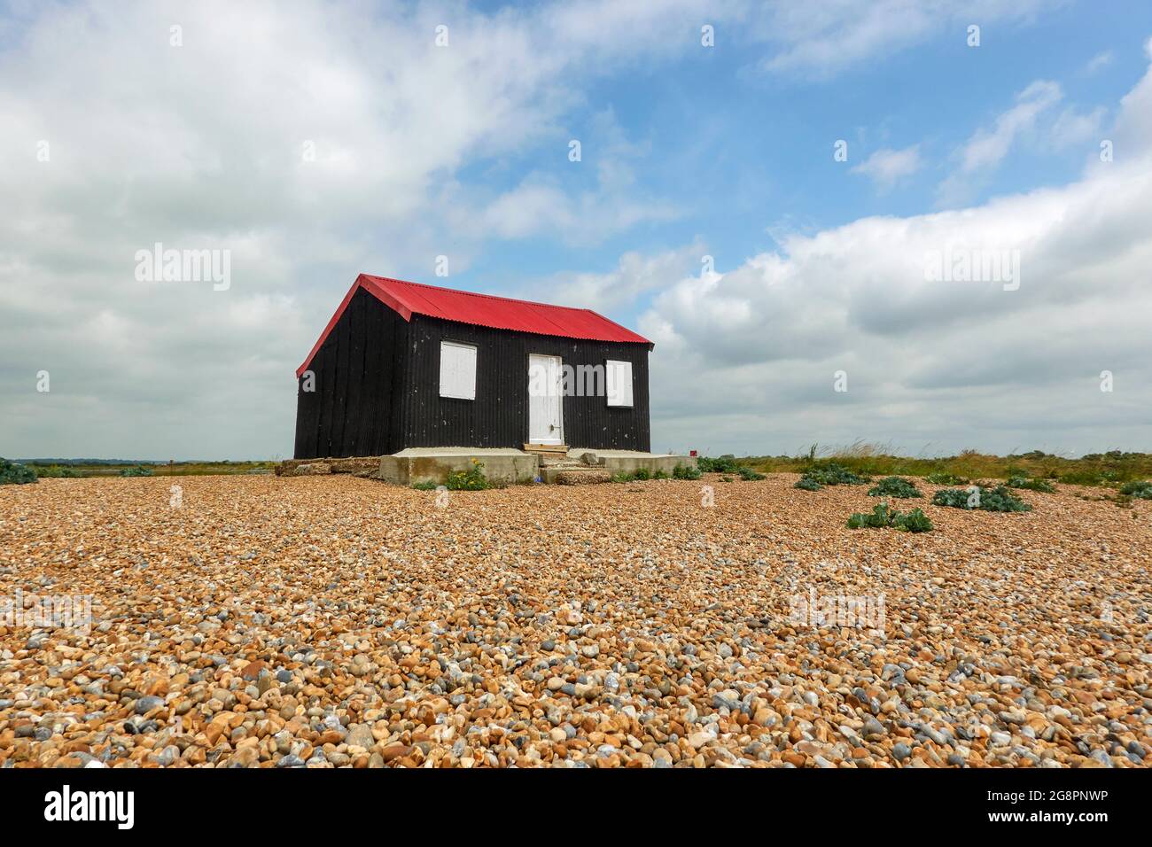 Rye harbour red roofed hut hi-res stock photography and images - Alamy