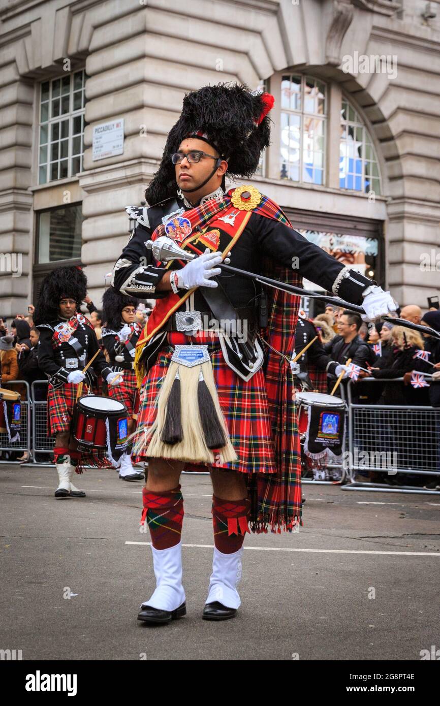 Shree Muktajeevan Swamibapa Pipe Band at London New Year's Day Parade ...