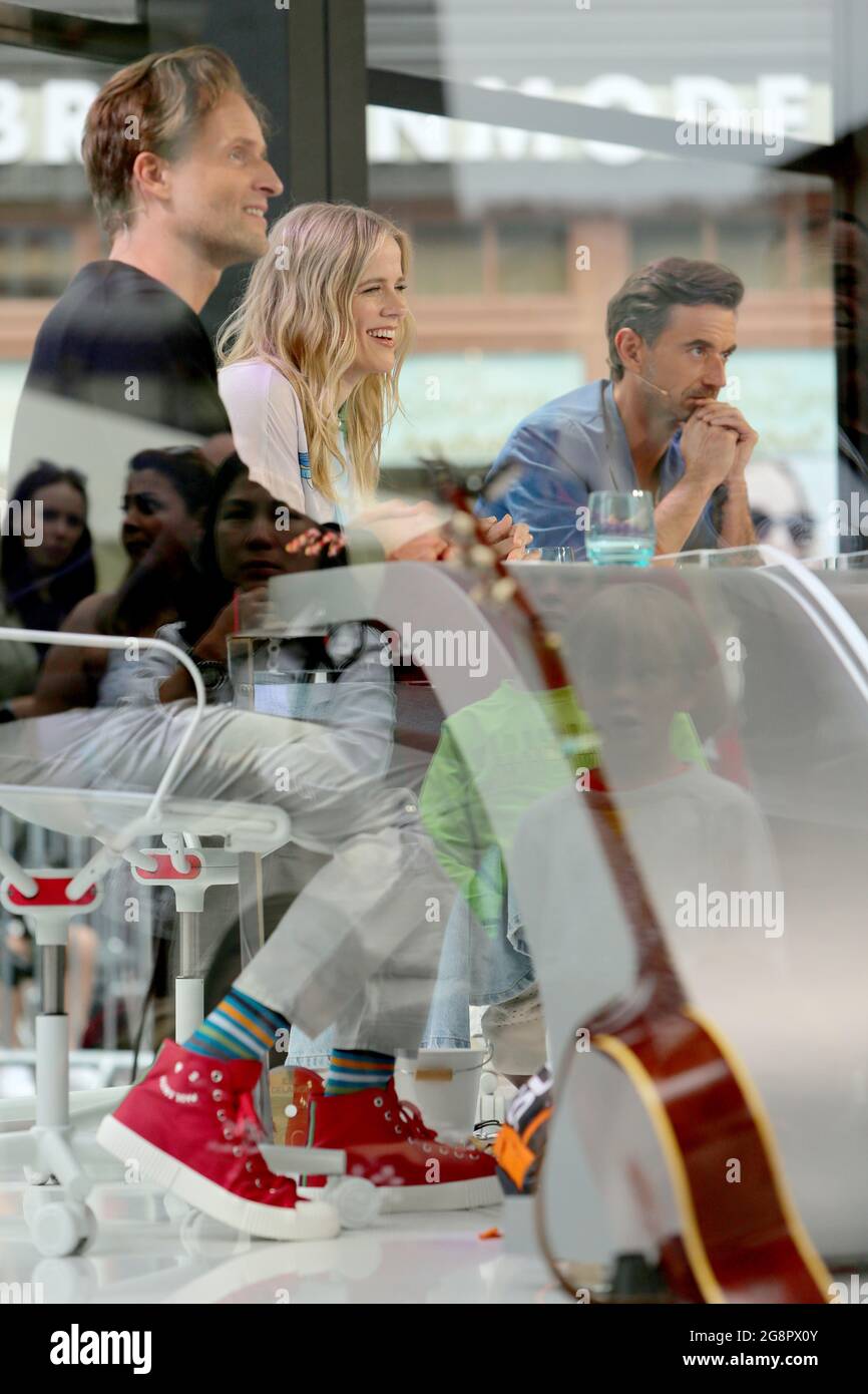 Wernigerode, Germany. 22nd July, 2021. Toby Gad, music producer (l-r ...