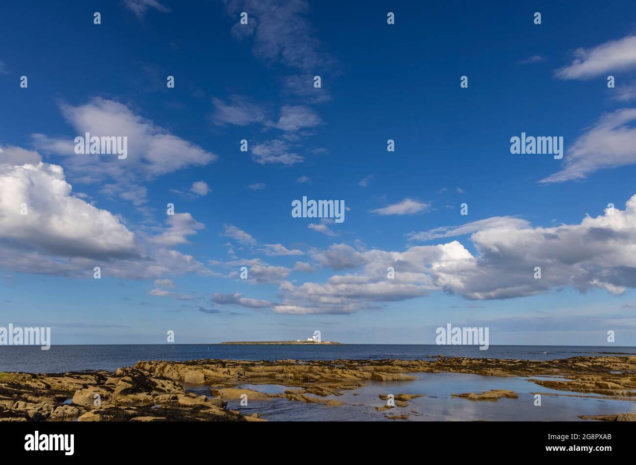 Lighthouse amble northumberland england hi-res stock photography and ...