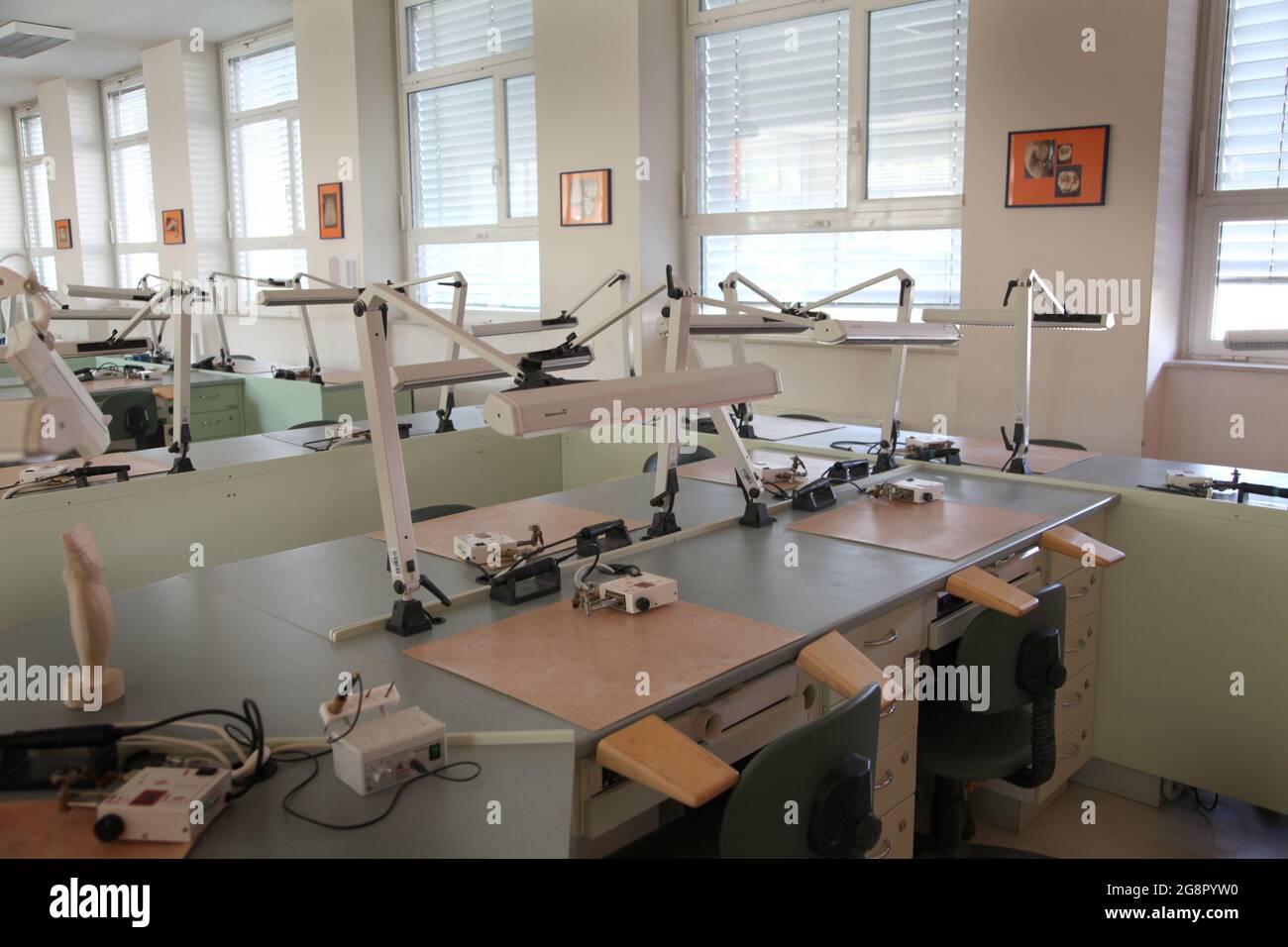 Medical equipment in a medical laboratory Stock Photo - Alamy