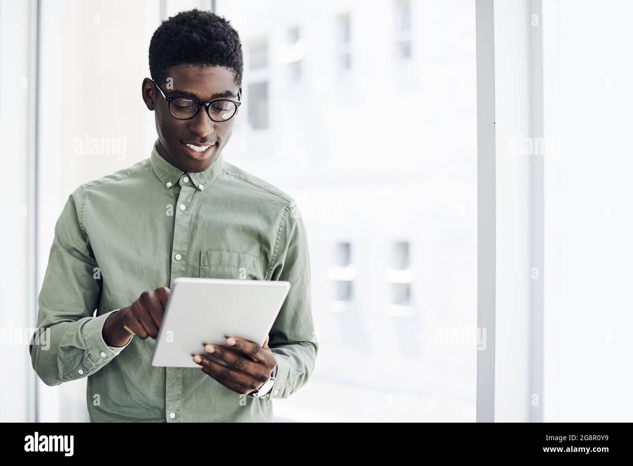 Use the right tools hi-res stock photography and images - Alamy