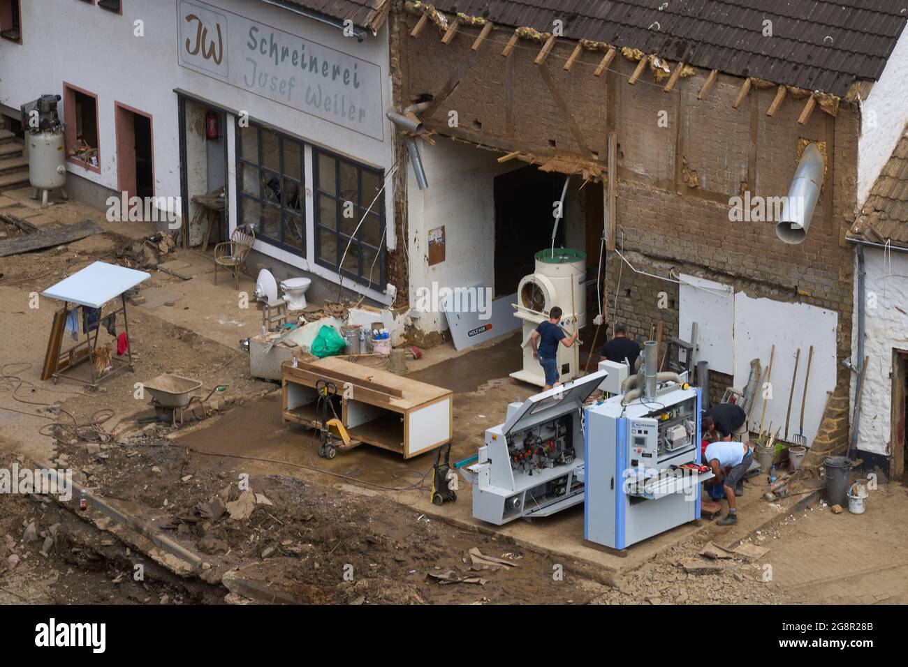Schuld, Germany. 22nd July, 2021. In the community of Schuld, which was ...