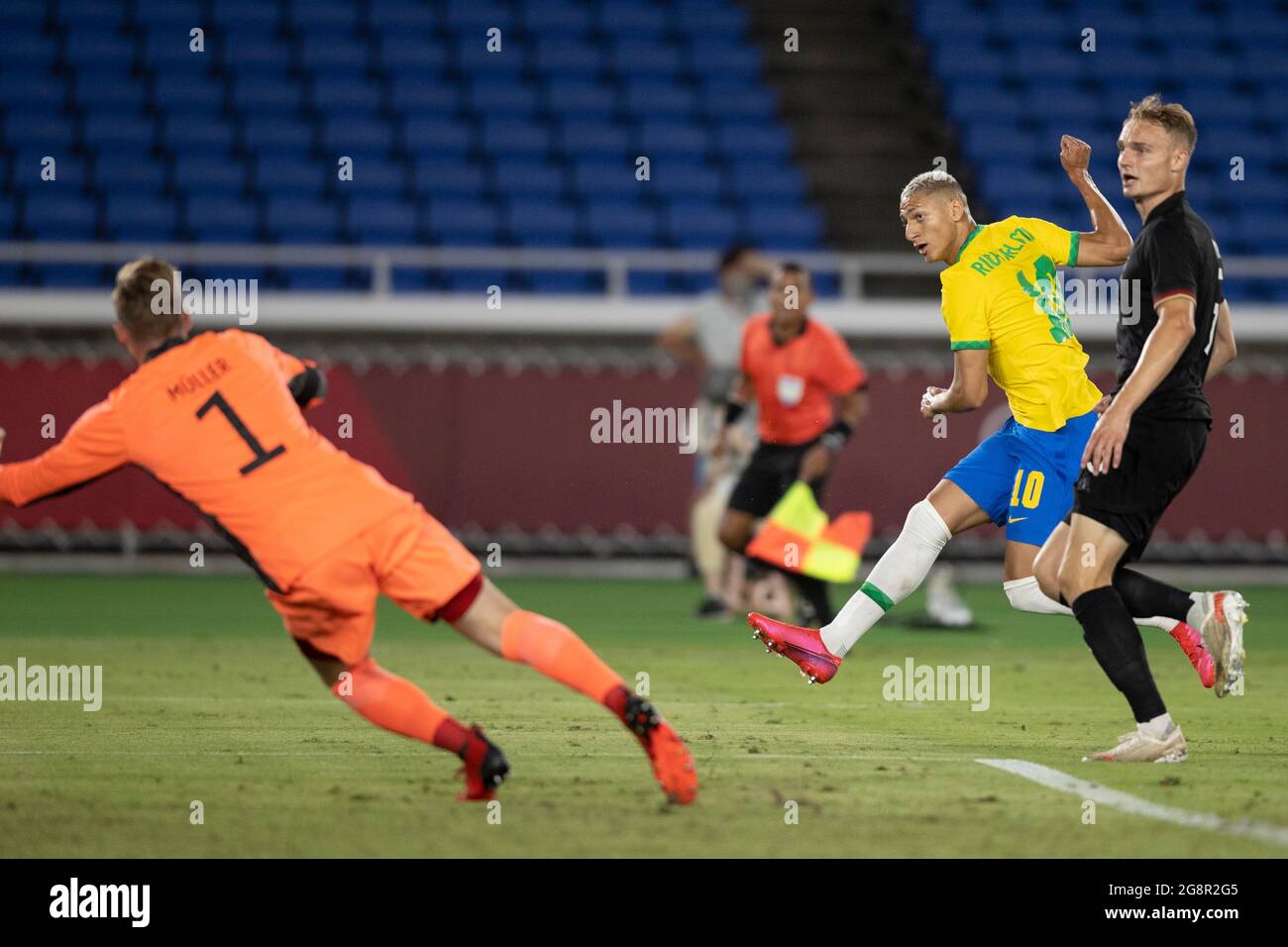 Muller brazil hi-res stock photography and images - Alamy