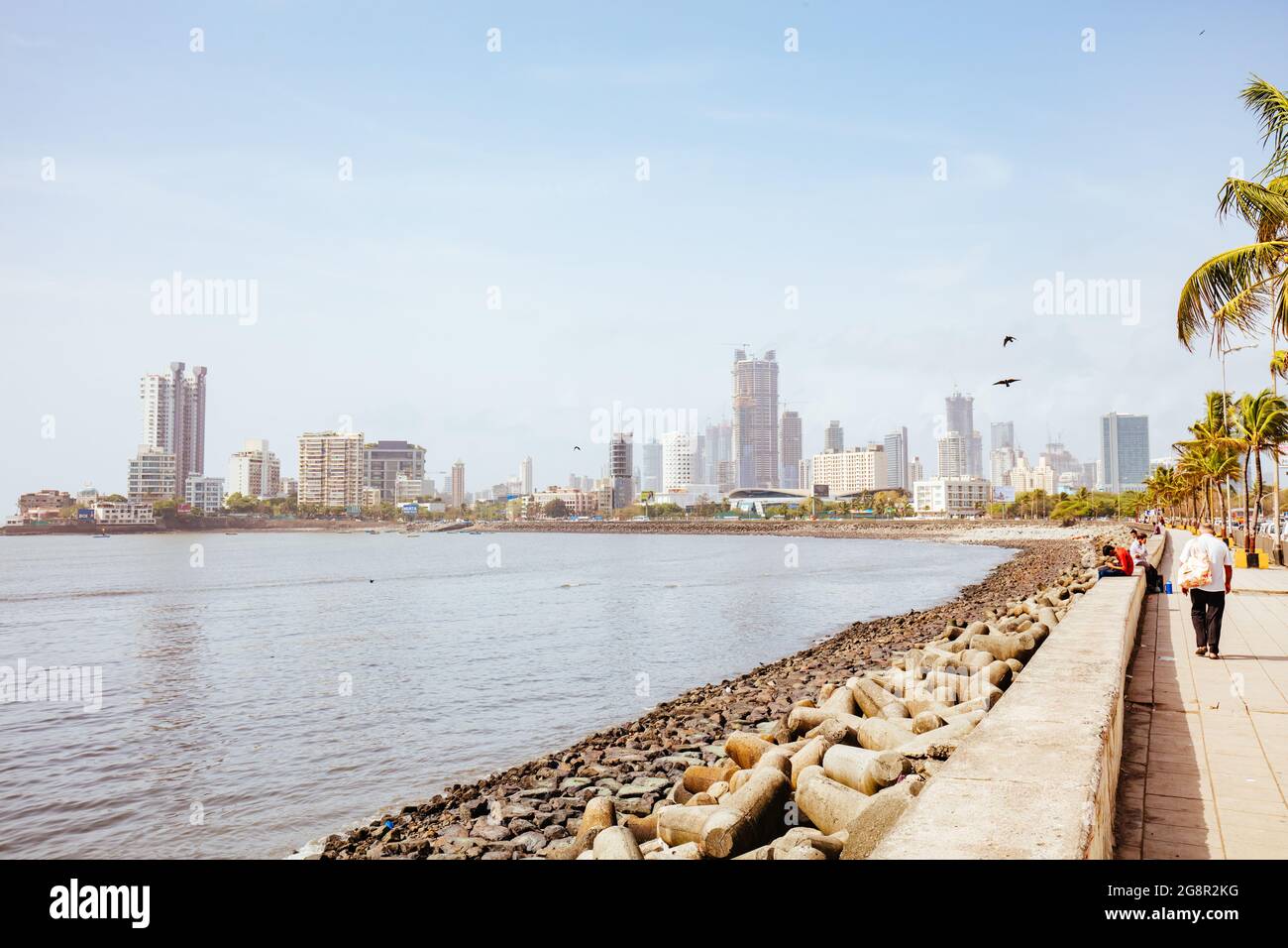 Haji ali bay water hi-res stock photography and images - Alamy