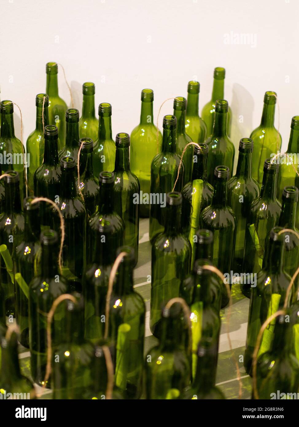 Message in a bottles hi-res stock photography and images - Alamy