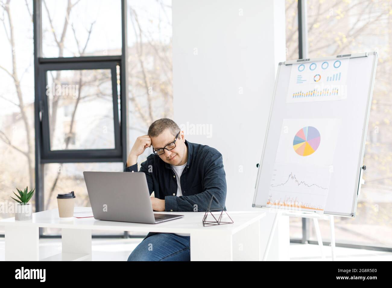 Sad man writing hi-res stock photography and images - Alamy