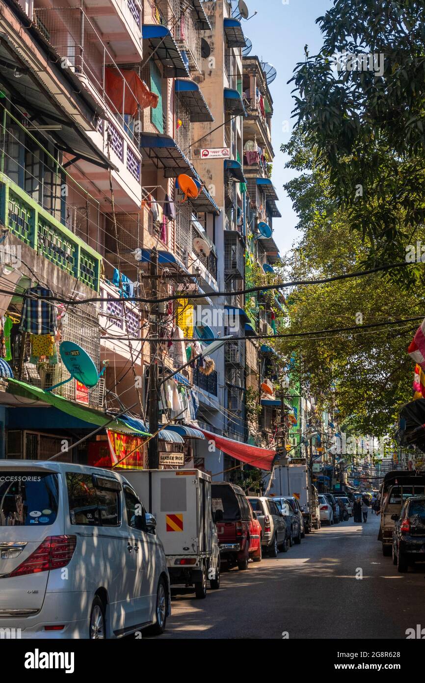 Busy street in downtown Yangon, Myanmar Stock Photo - Alamy