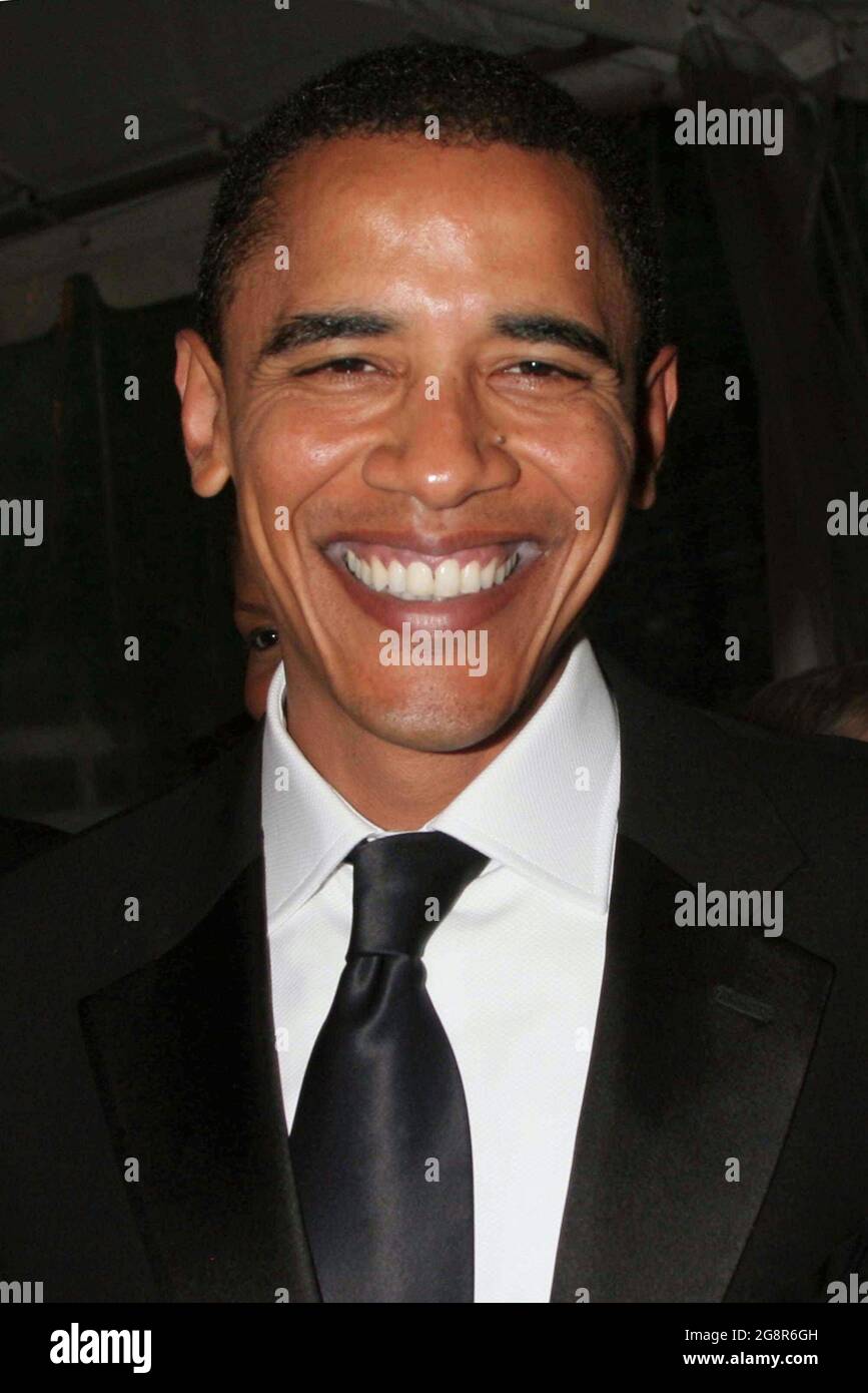 Barack Obama attends The White House Correspondents' Association Dinner ...