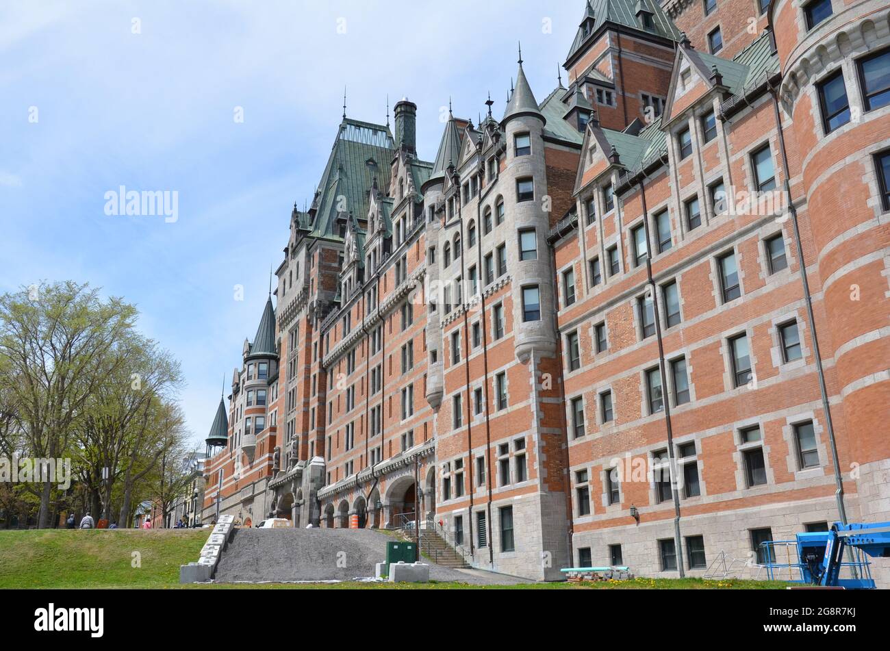 Gigantic structure hi-res stock photography and images - Alamy