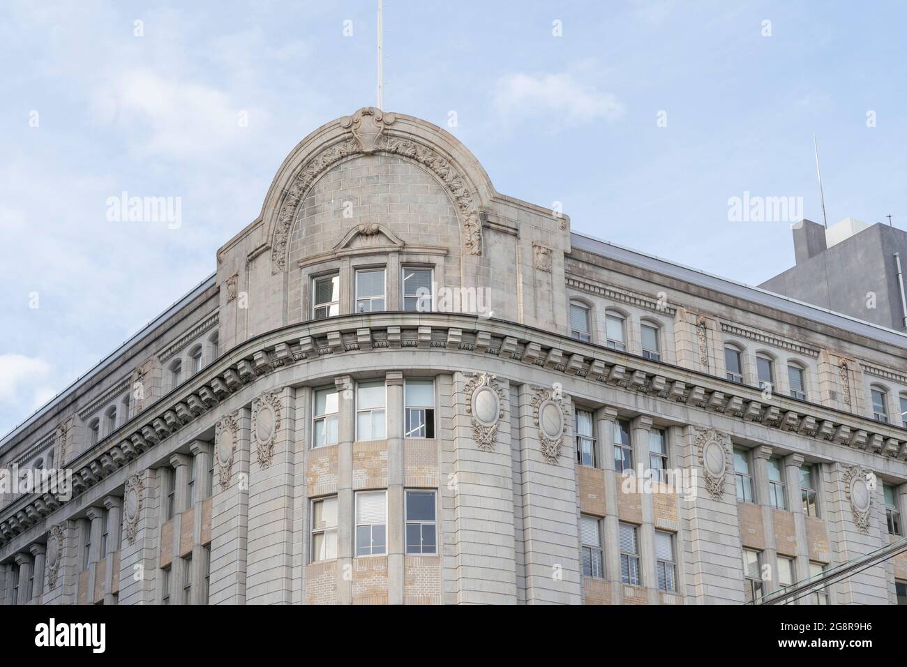 Mitsui shosen building hi-res stock photography and images - Alamy