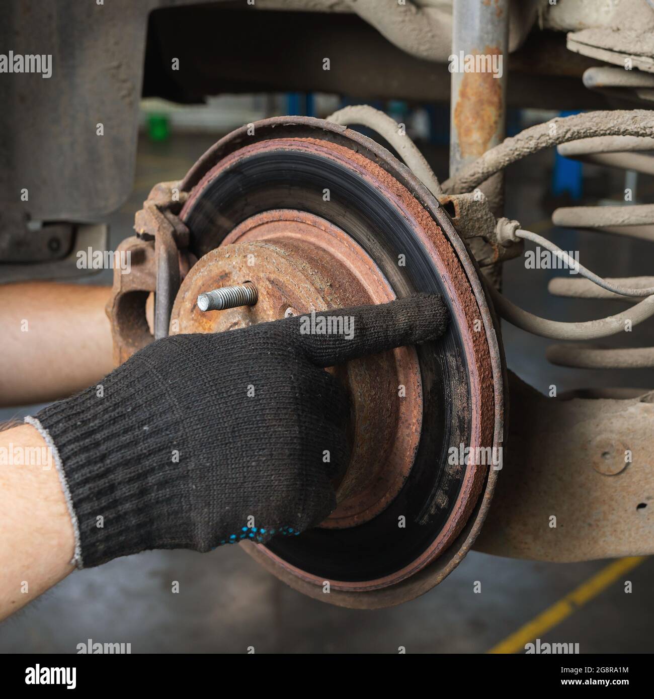 Auto disc change hi-res stock photography and images - Alamy