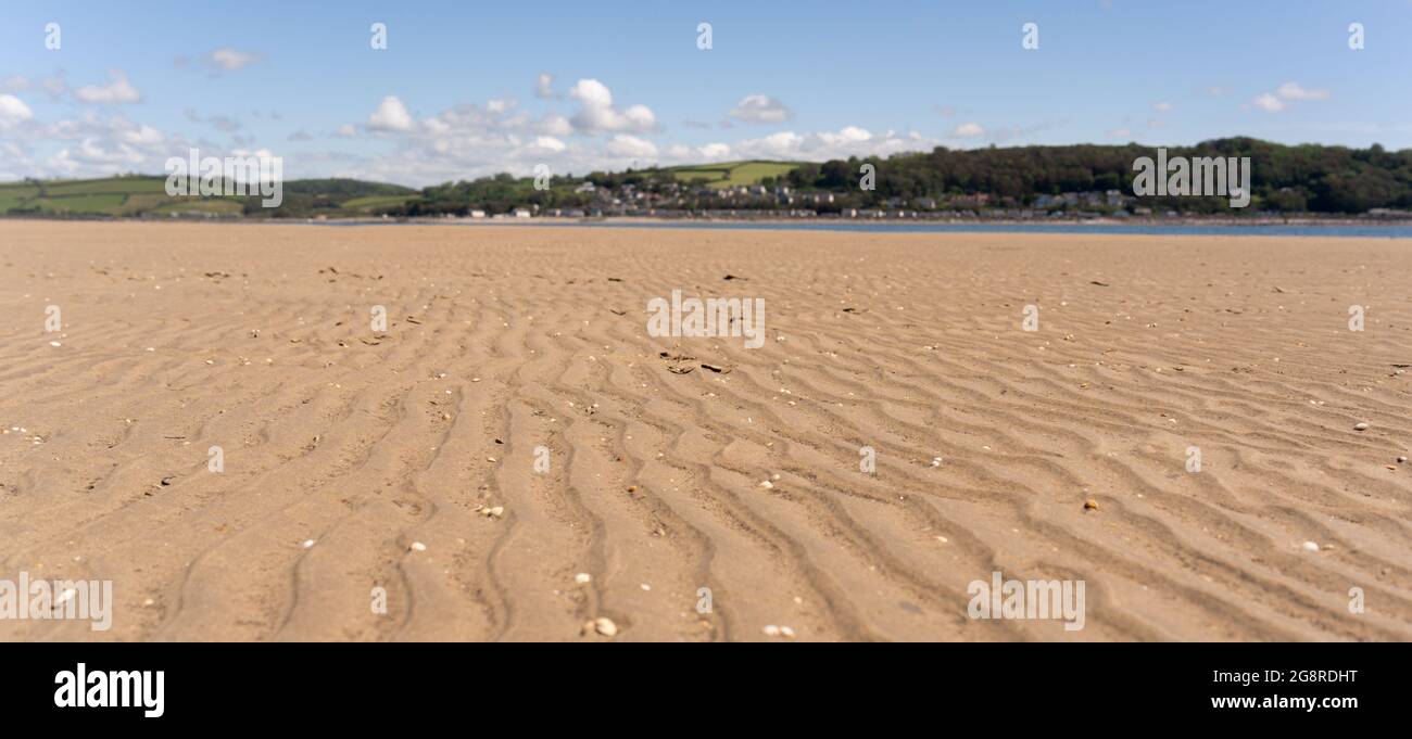 Llansteffan beach hi-res stock photography and images - Alamy