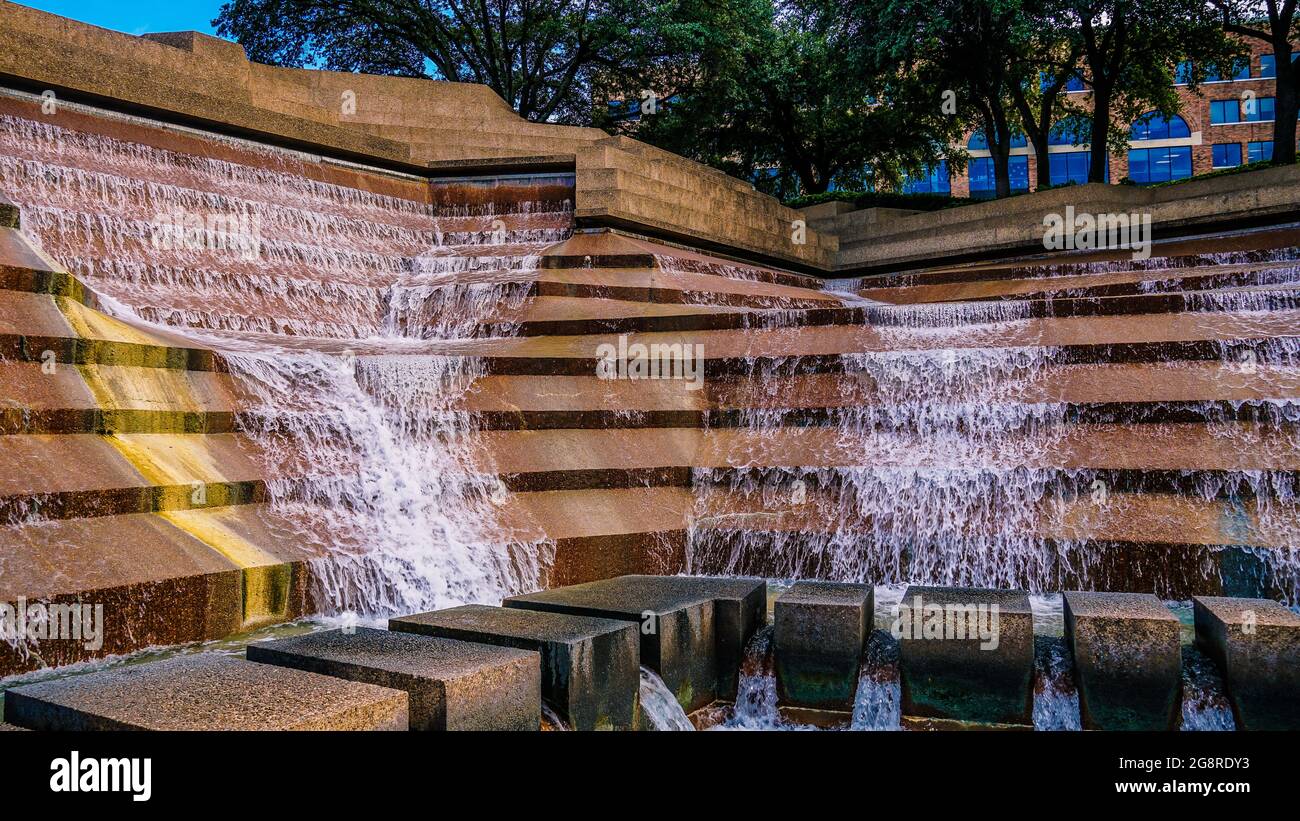 Fort worth water gardens hi-res stock photography and images - Alamy