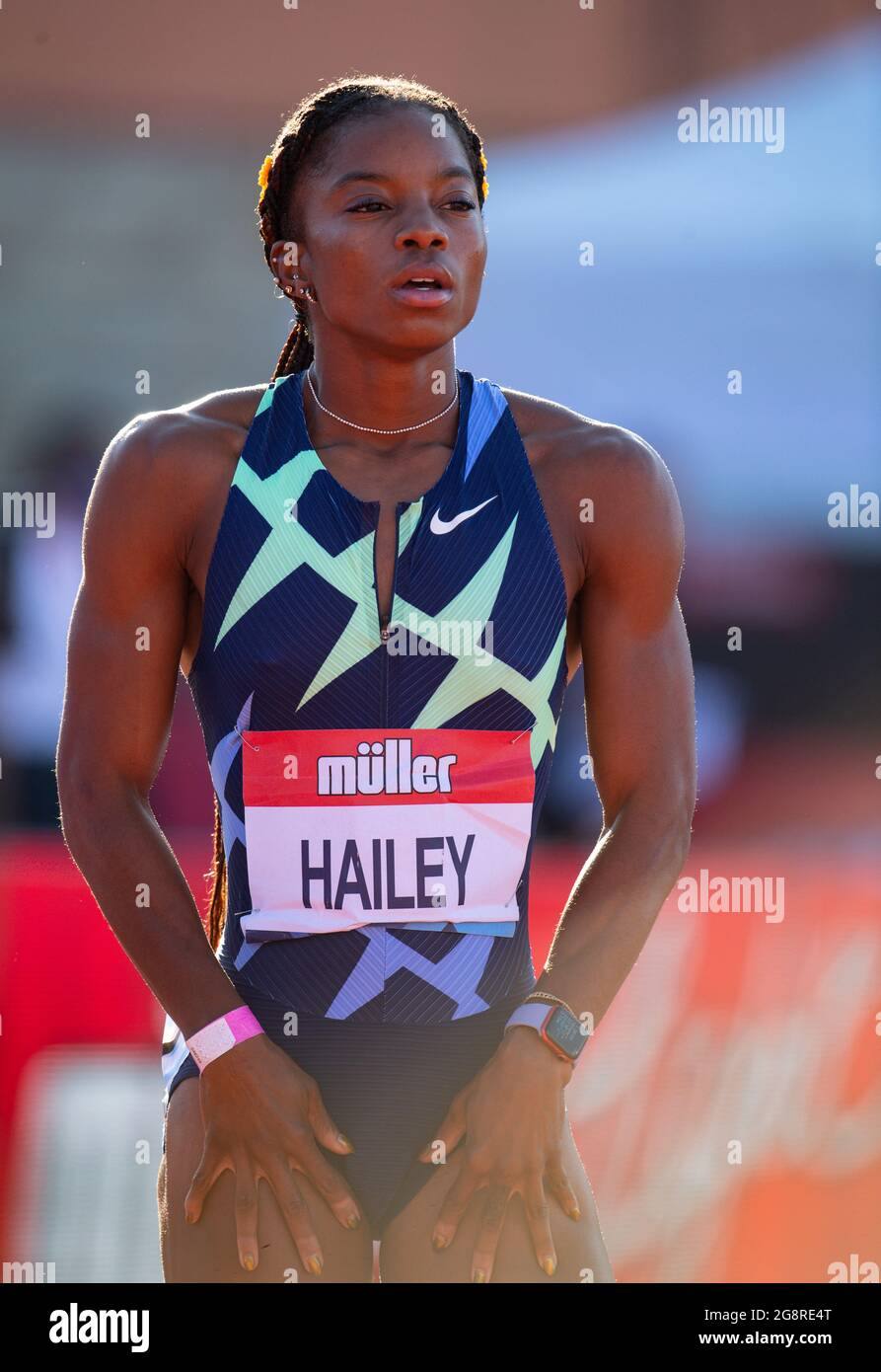 GATESHEAD, ENGLAND - JULY 13: Cara Nnenya Hailey competing in the 400m ...