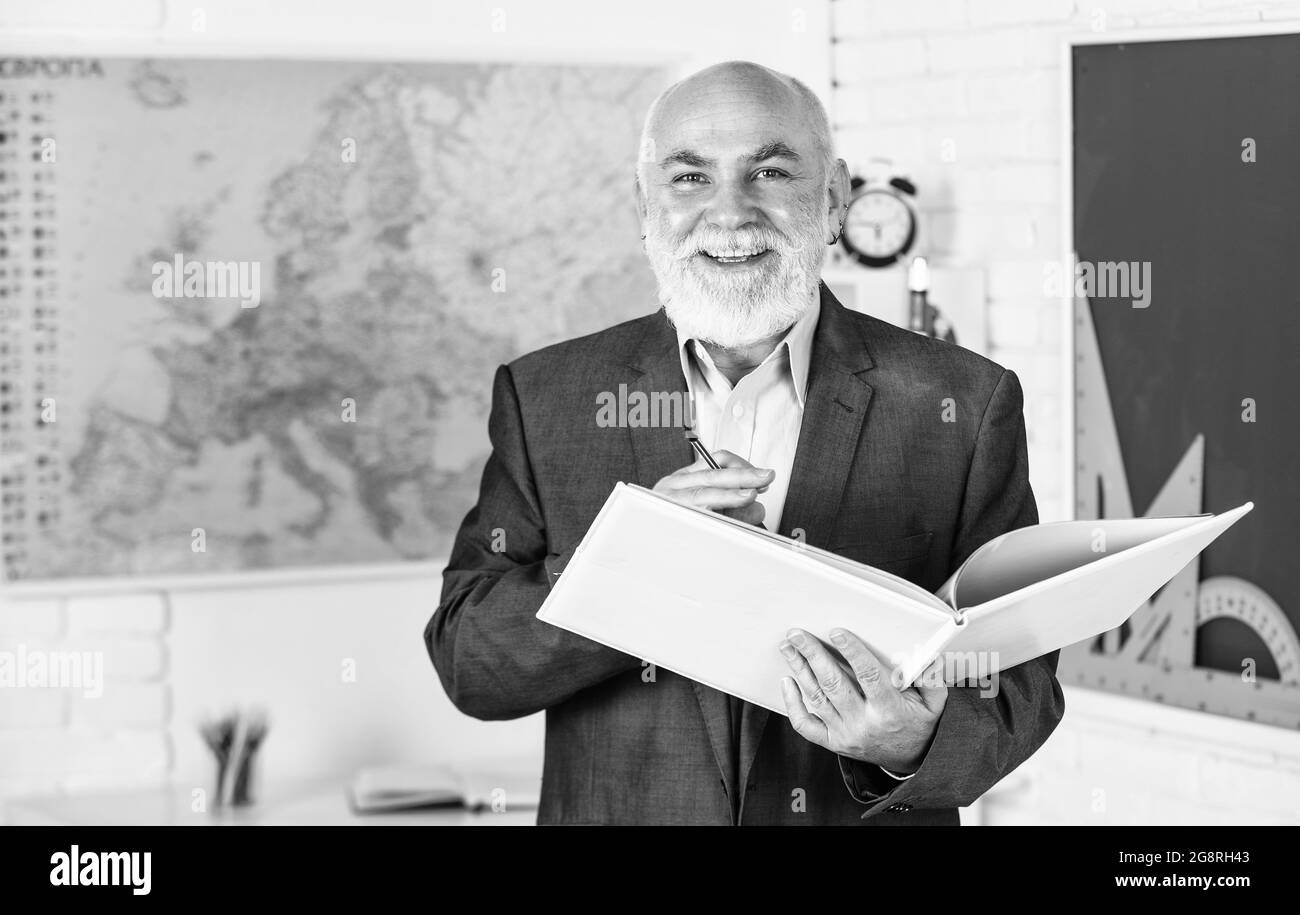 Main task in teaching. Formal education. Classic subjects learning ...