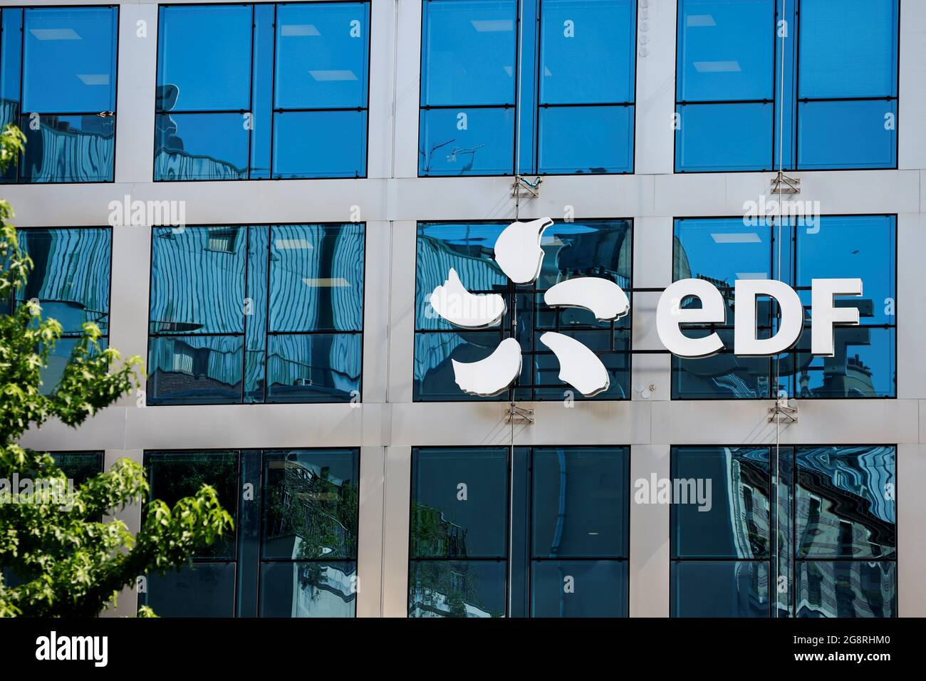 Logo edf energy hi-res stock photography and images - Alamy