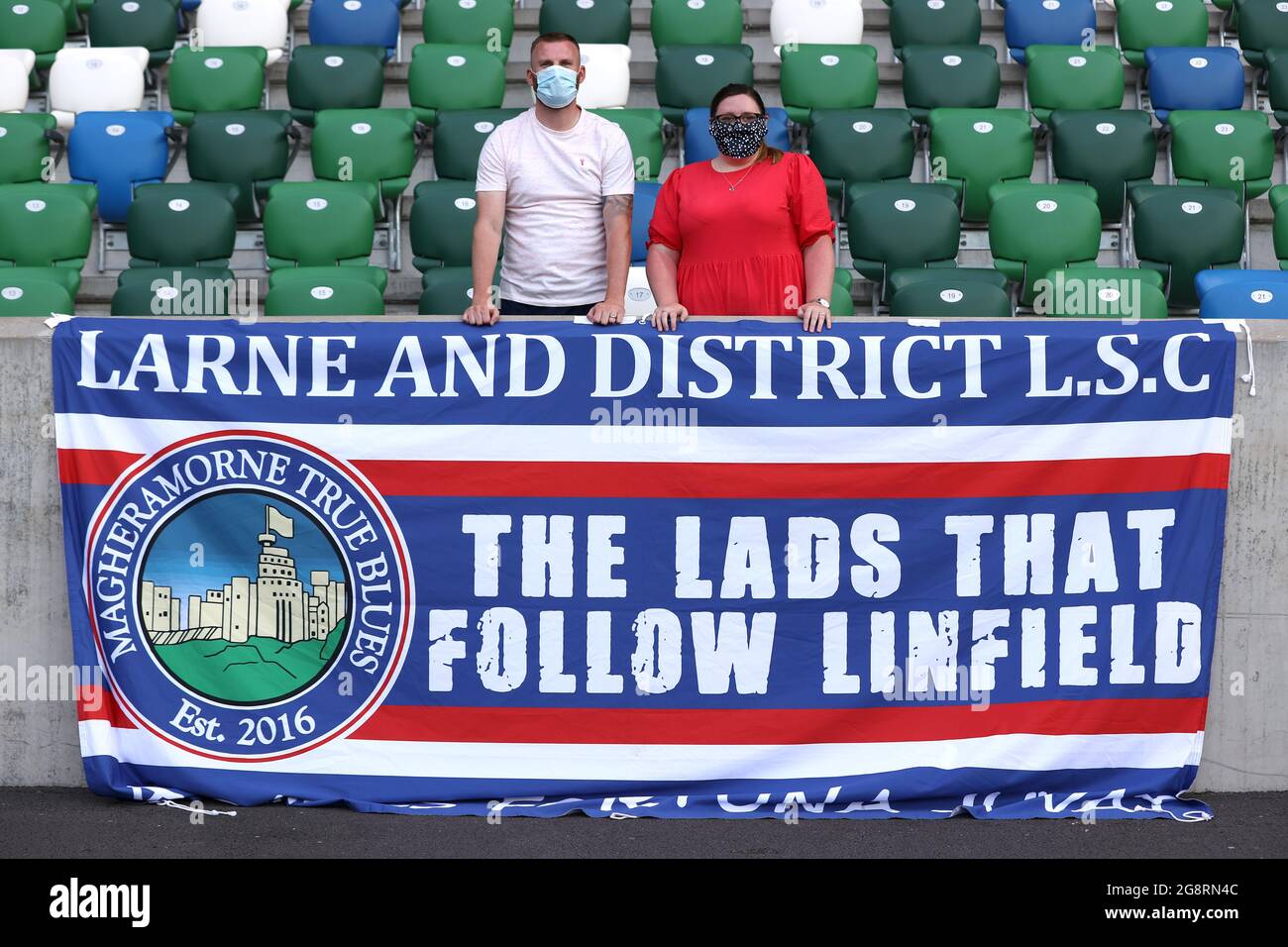 The lads that follow linfield hi-res stock photography and images - Alamy