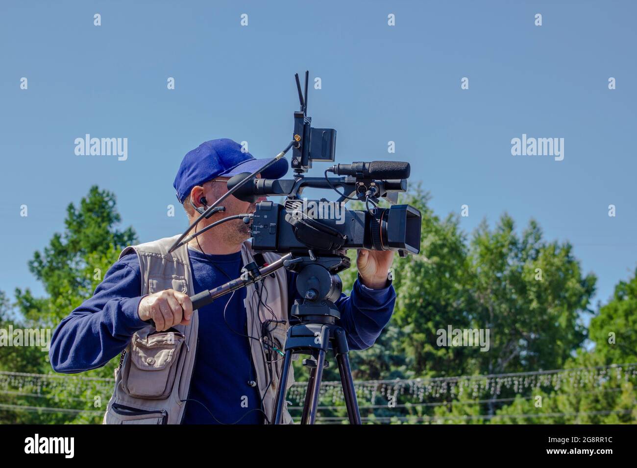 Sky news studio hi-res stock photography and images - Alamy