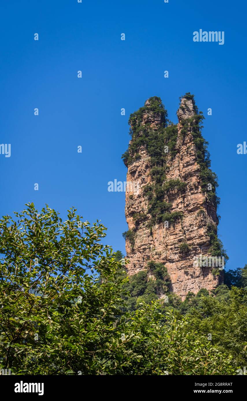 The Gathering of Heavenly Soldiers scenic rock formations, Avatar ...