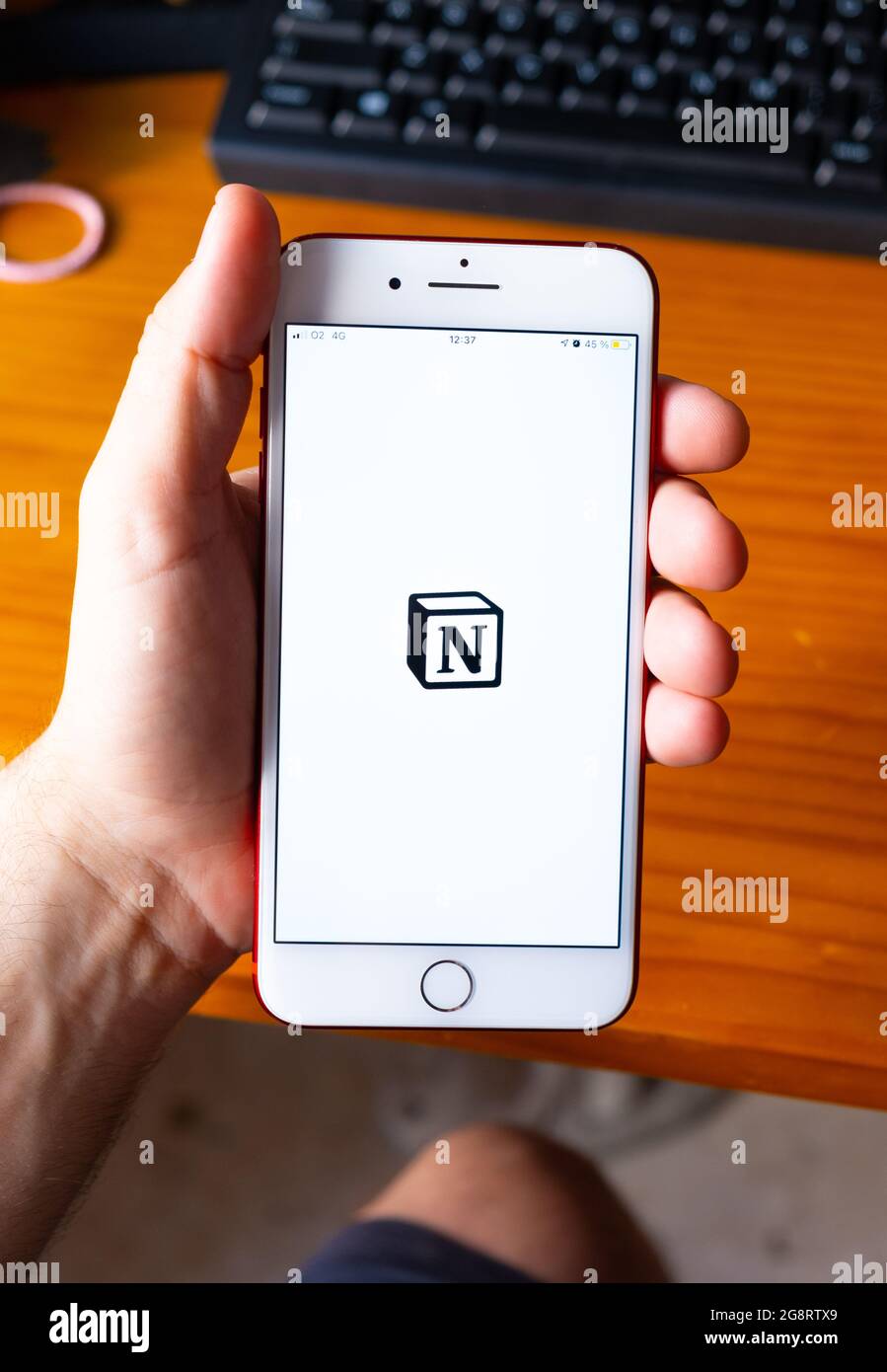 Notion notes app hi-res stock photography and images - Alamy