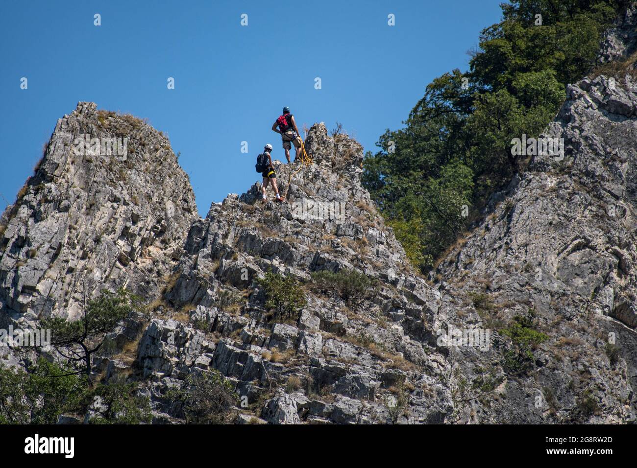 Mountain climbers exercise hi-res stock photography and images - Alamy