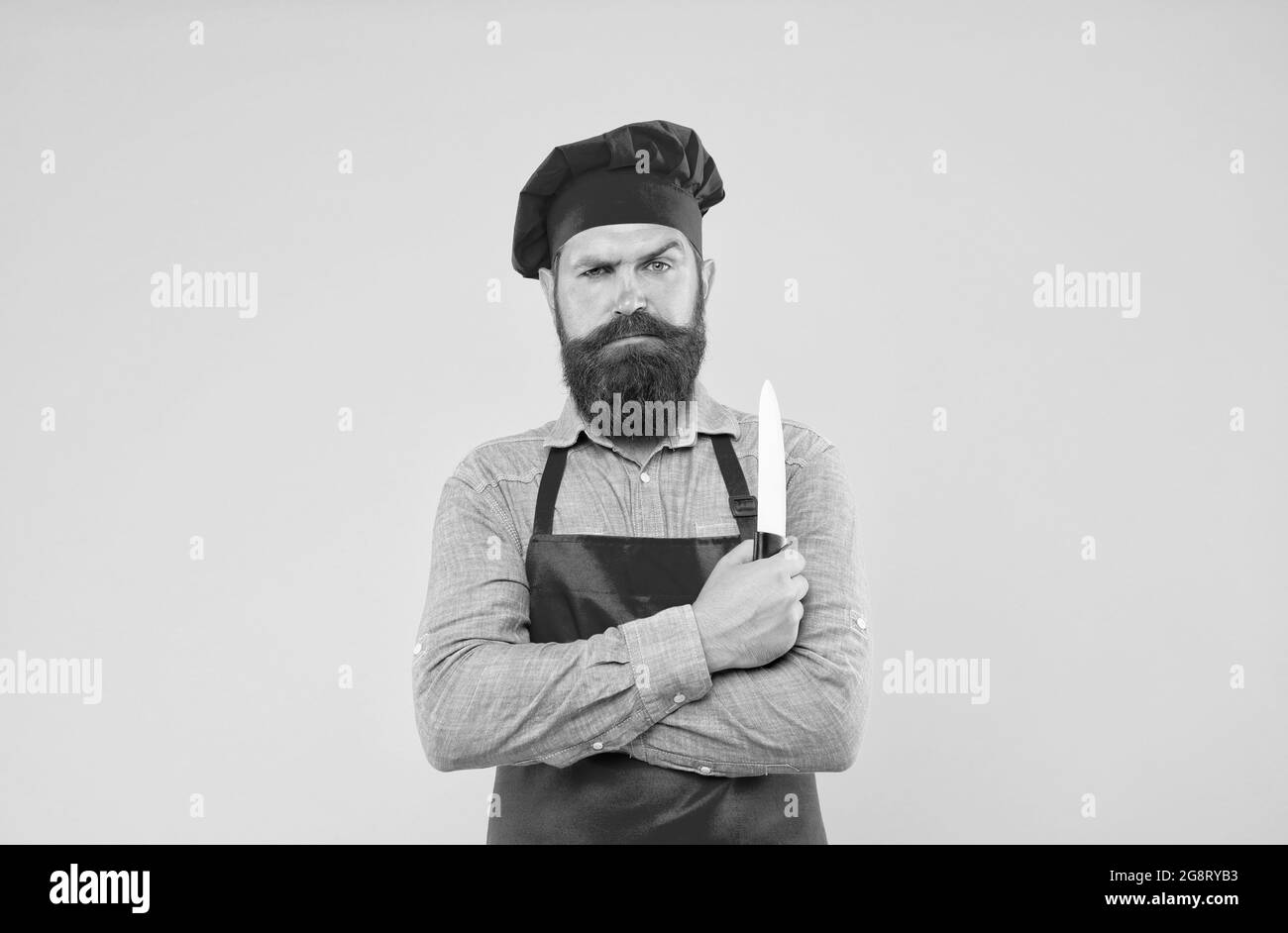 Chef using ceramic knife for cutting fruits and vegetables Stock Photo ...