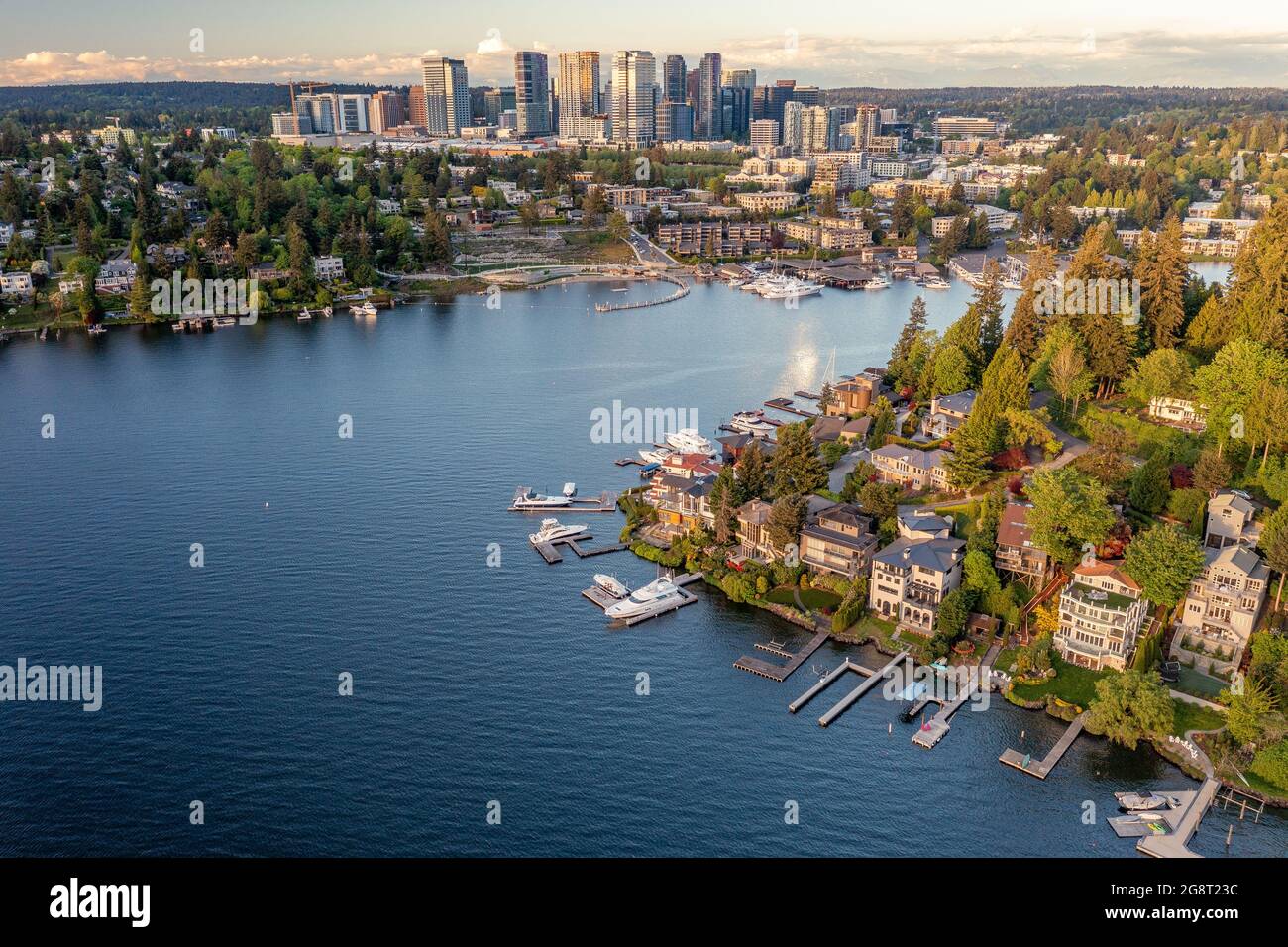 Bellevue aerial view washington state hi-res stock photography and ...