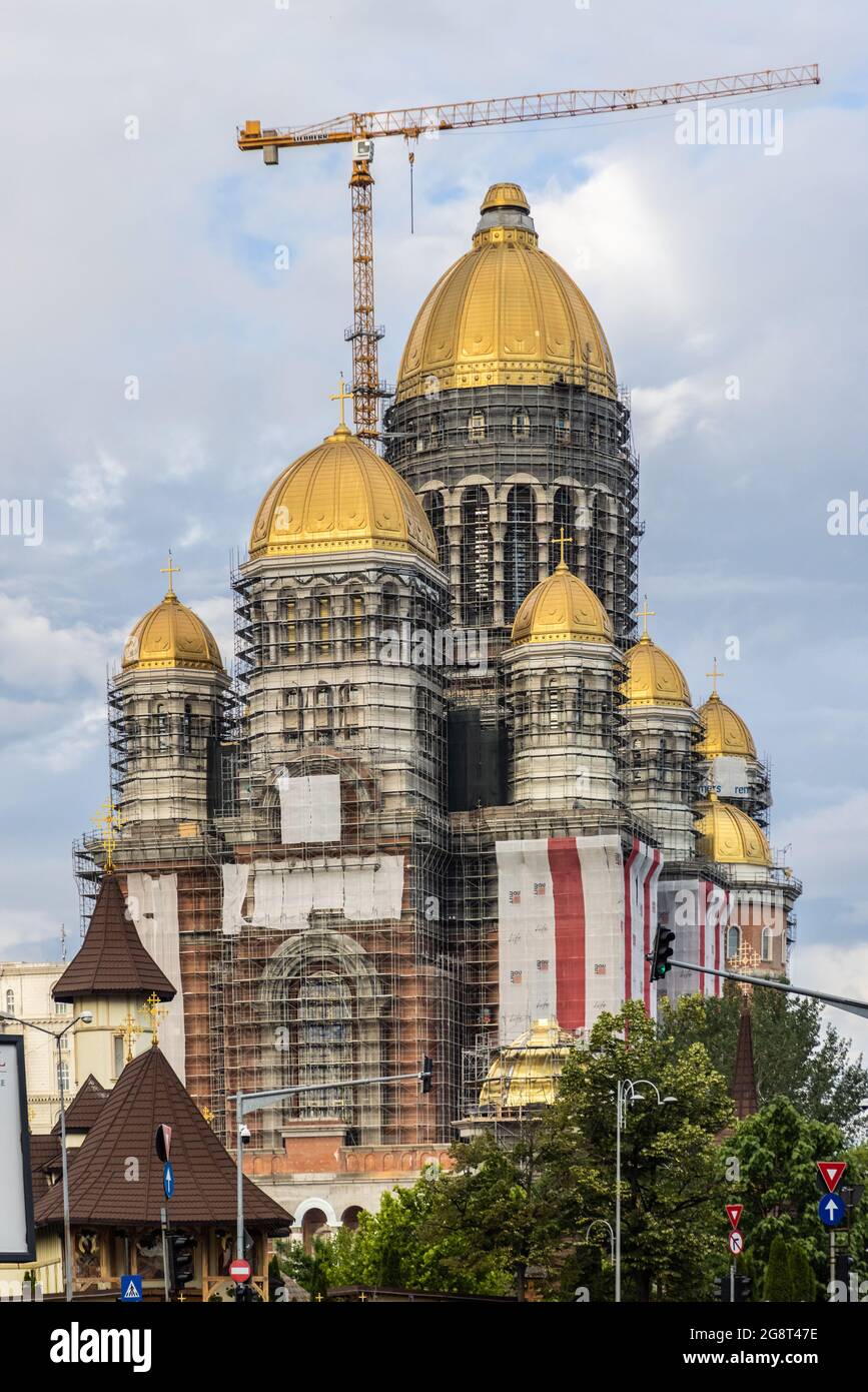 Juny, 2021 - Bucharest, Romania: People's Salvation Cathedral Catedrala ...