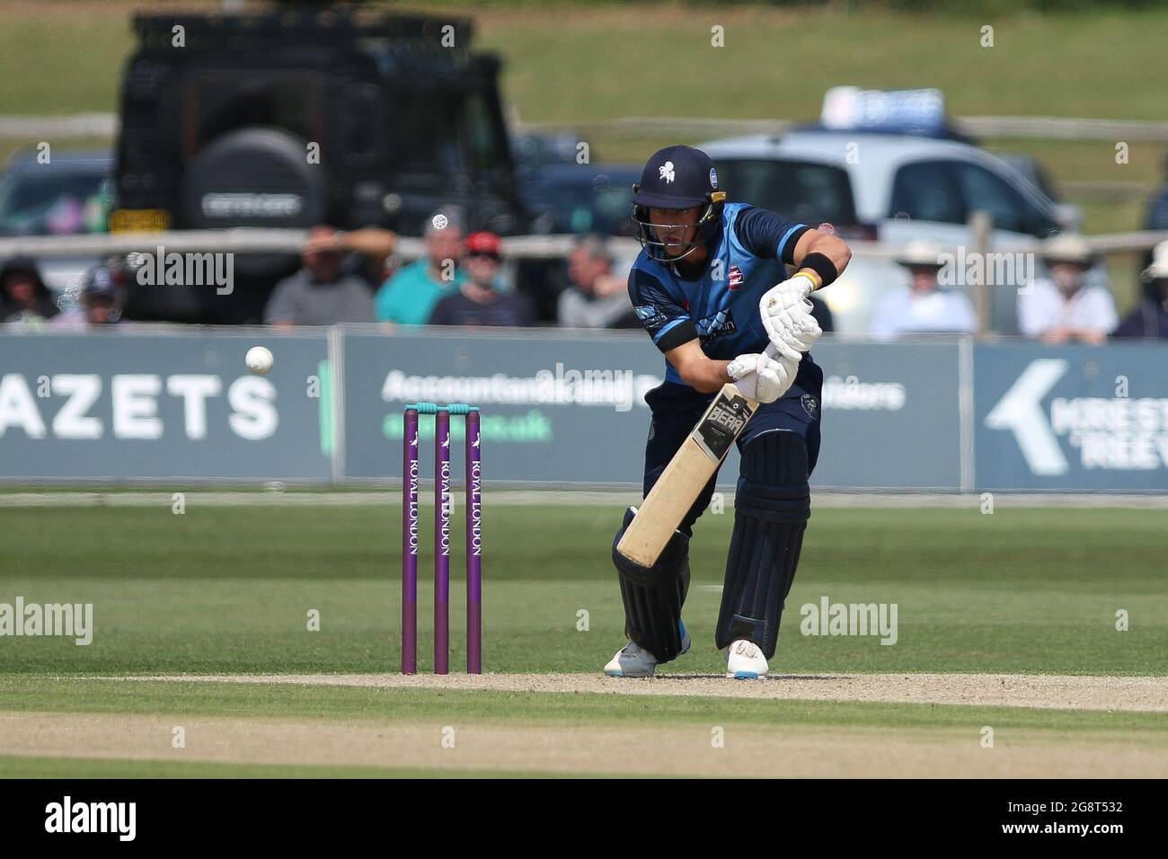 Harry finch hi-res stock photography and images - Alamy