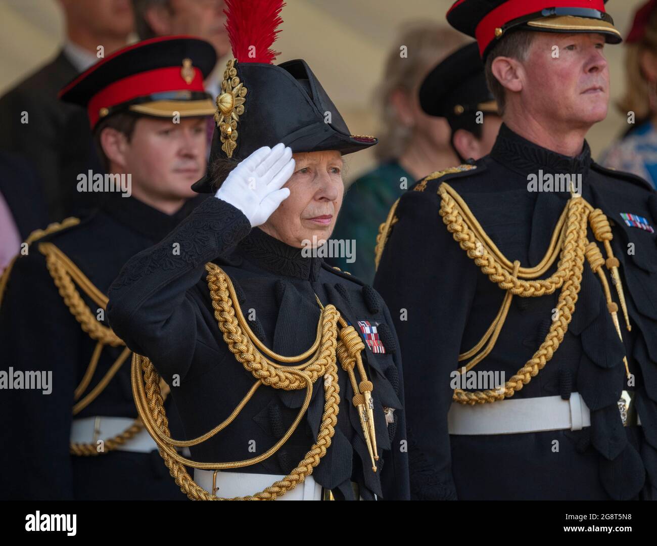 Sword salute hi-res stock photography and images - Alamy
