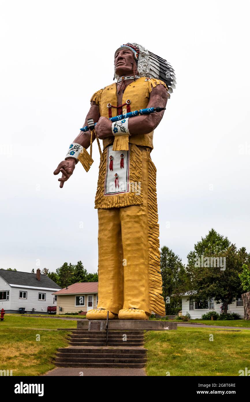 A 52 foot tall hi-res stock photography and images - Alamy