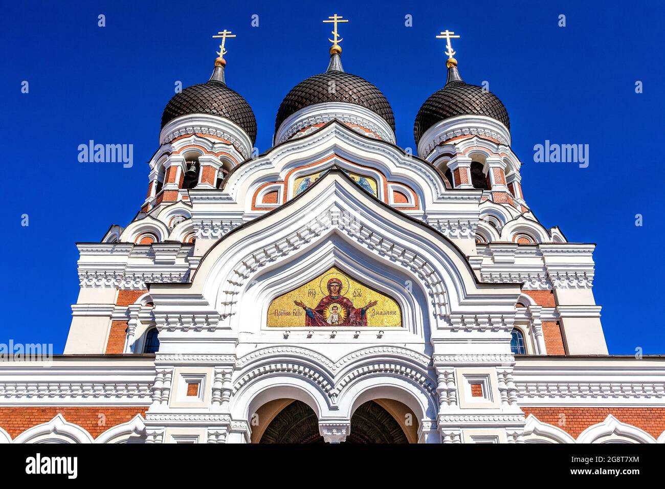 Alexander nevsky cathedral of tallinn hi-res stock photography and ...