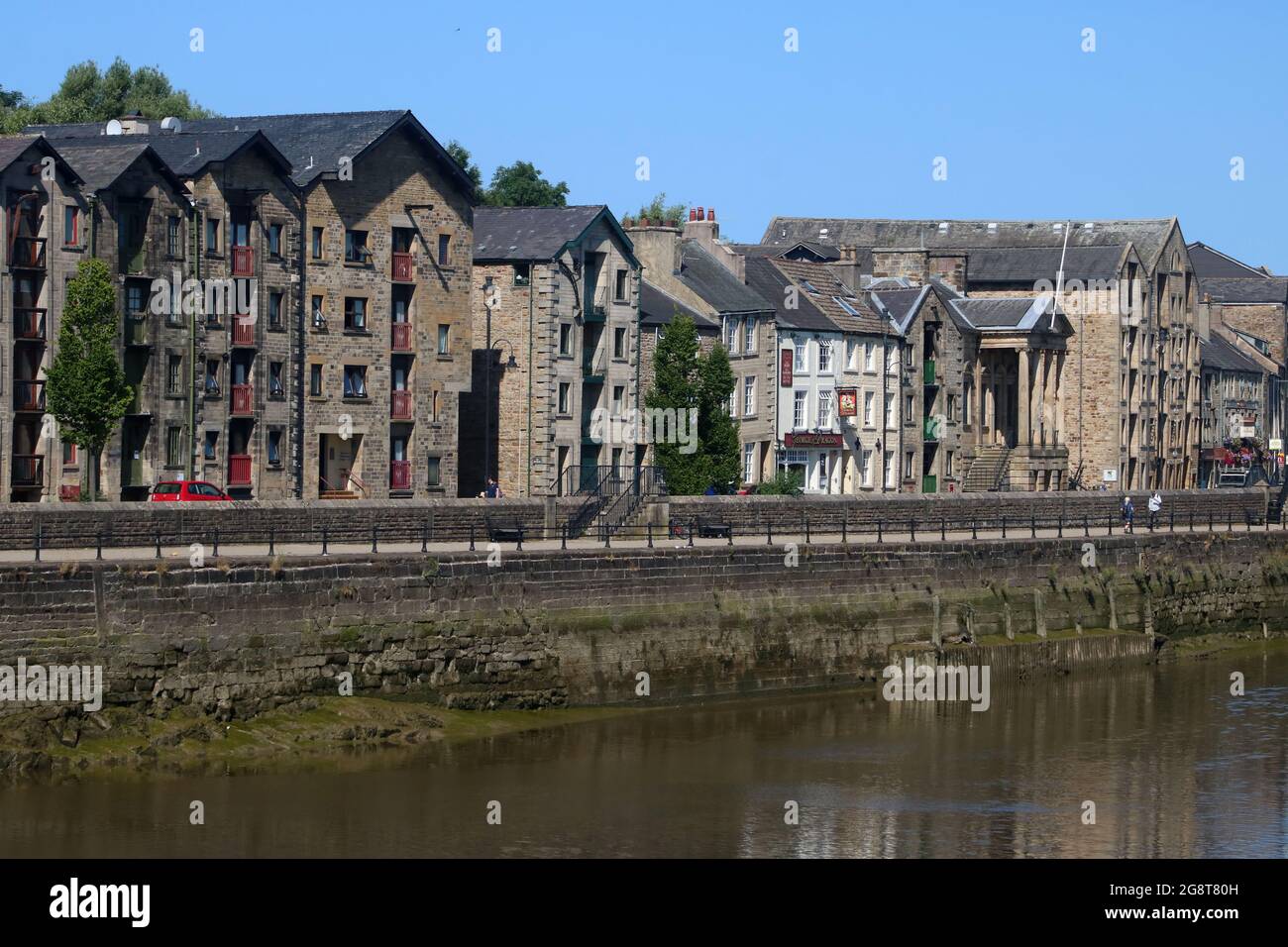 View across River Lune in Lancaster to historic buildings including ...