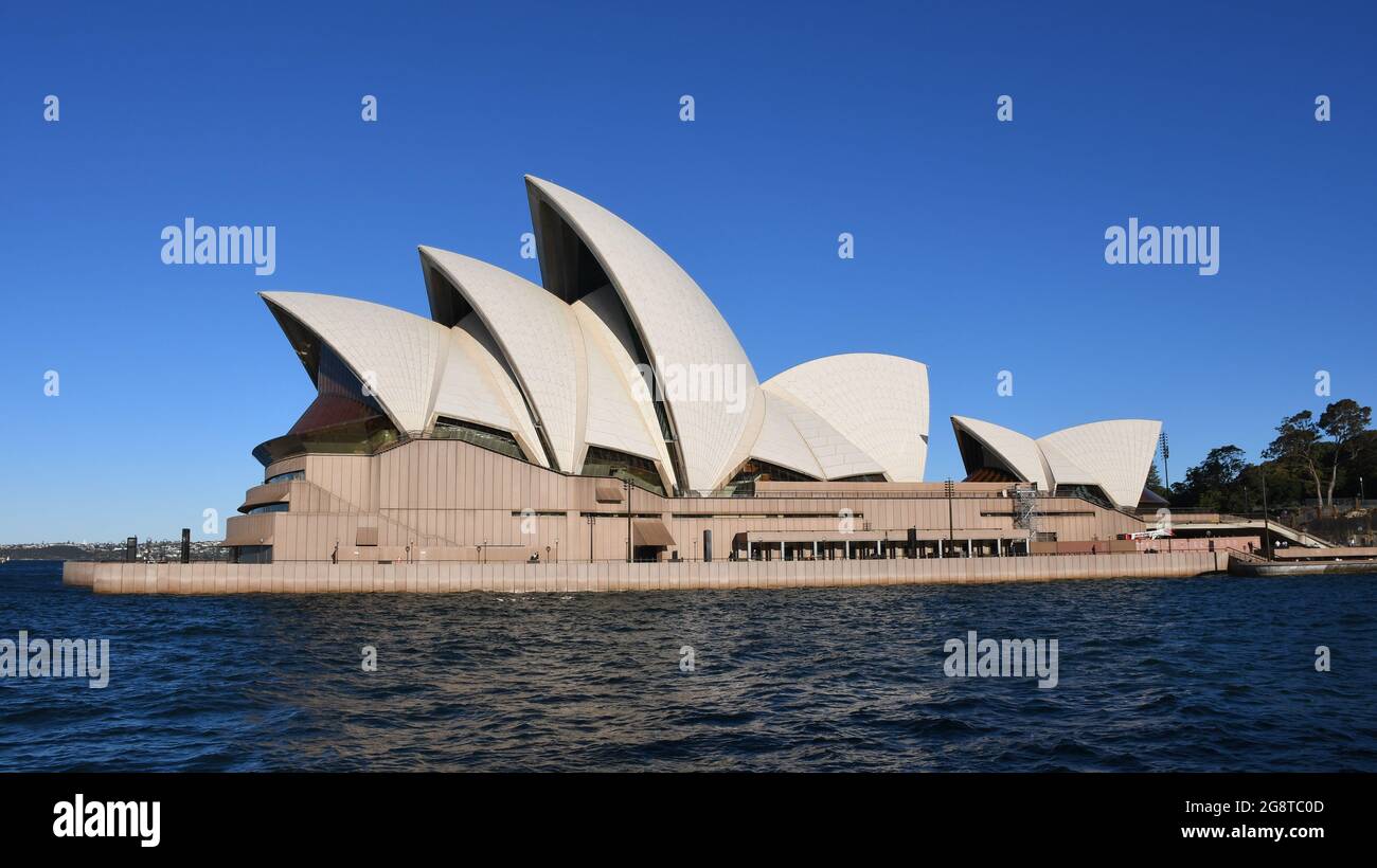SYDNEY, AUSTRALIA - Sep 26, 2020: The beautiful Sydney Opera House in ...