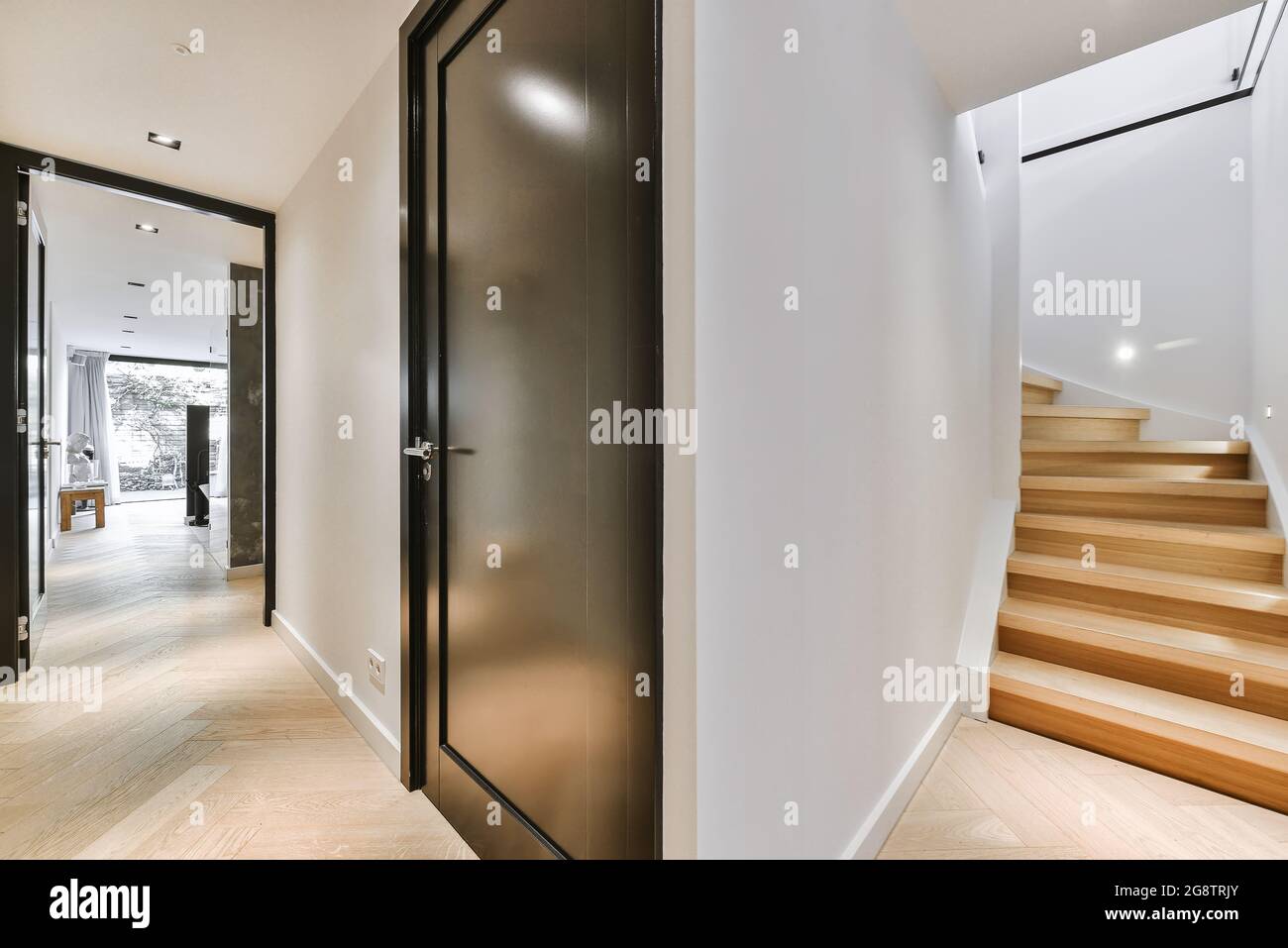 Bright interior design of a luxury house Stock Photo - Alamy