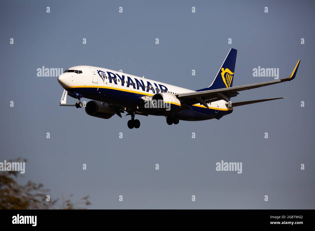 Ryanair airliner on final approach to El Prat Airport Stock Photo - Alamy