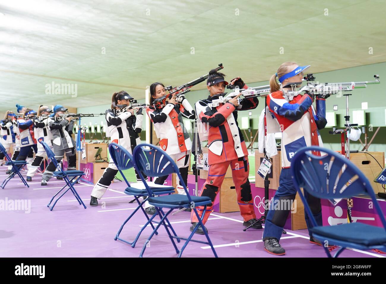 Tokyo, Japan. 23rd July, 2021. Wang Luyao (3rd R) of Chinese shooting ...