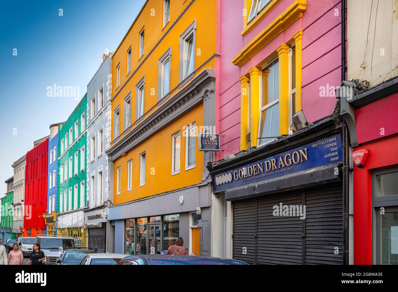 Tontine buildings hi-res stock photography and images - Alamy