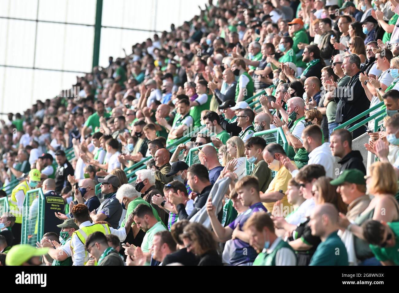 Hibs Fans High Resolution Stock Photography and Images - Alamy