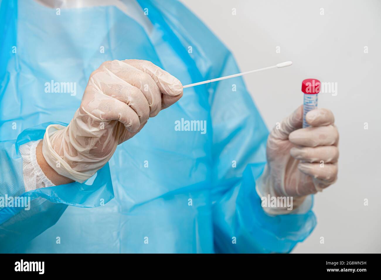 Swab sample collection hi-res stock photography and images - Alamy