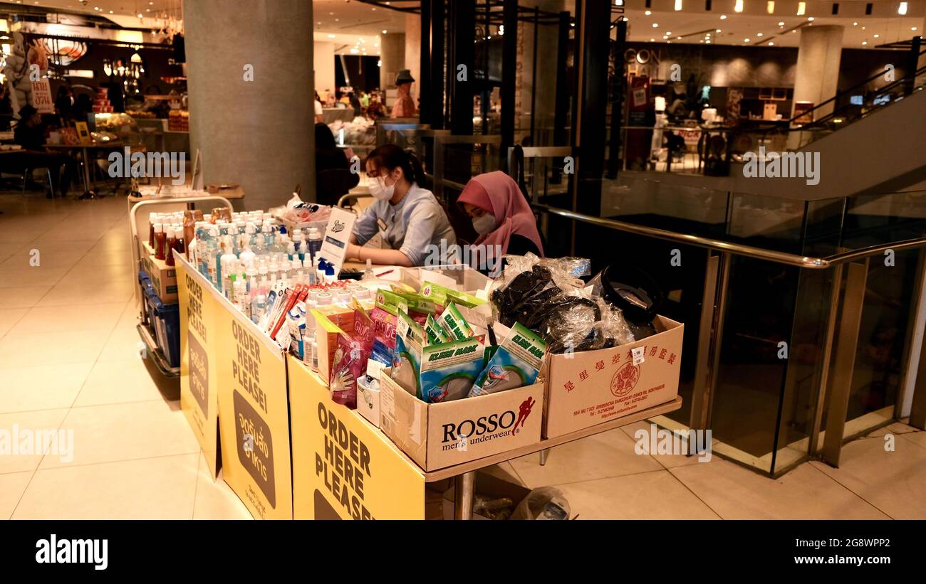 Street Sellers Working Inside a Shopping Mall Bangkok Thailand Stock ...