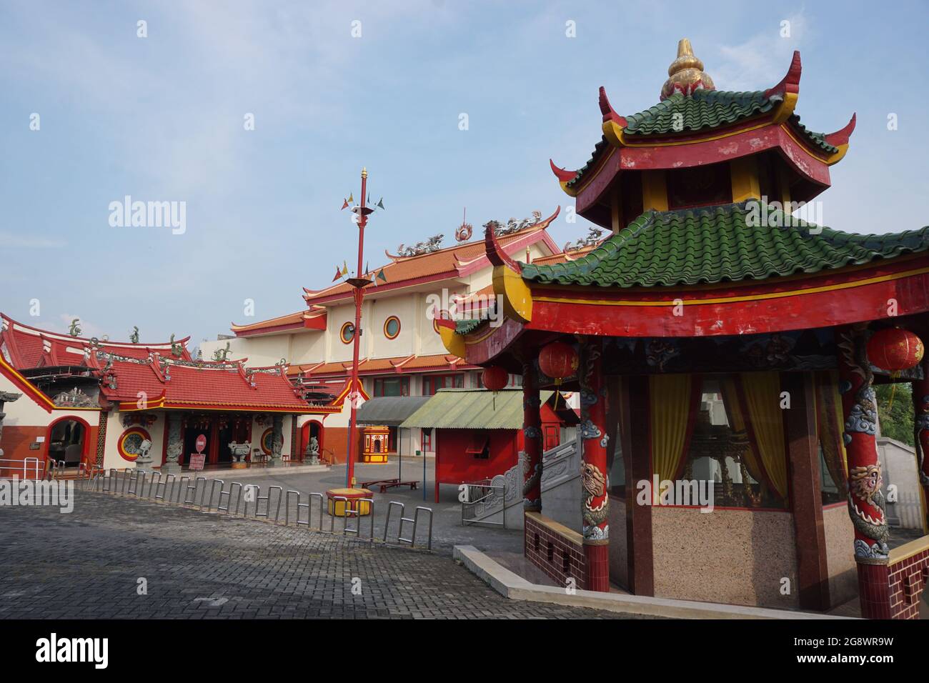 Another part of the tjoe hwie kiong temple building in Kediri, East ...