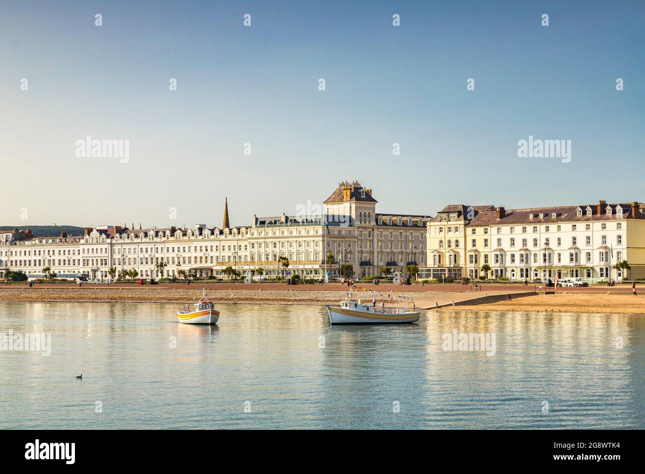 Llandudno north wales hi-res stock photography and images - Alamy
